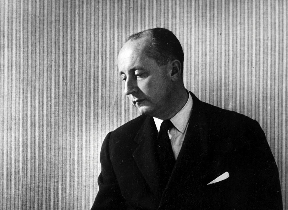 Christian Dior :: Prvi interaktivni multimedijski portal, MMC RTV Slovenija