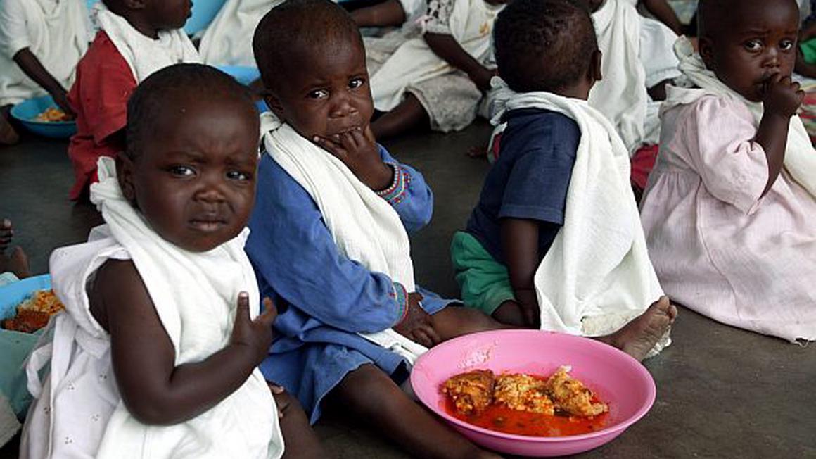 Po koleri težava tudi podhranjenost - RTVSLO.si