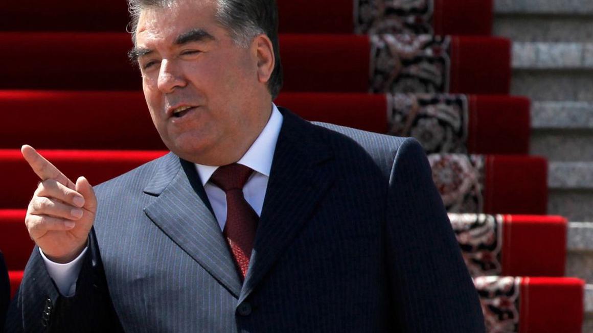 Rahmon se na volitve pripravlja z blokado spletnih strani - RTVSLO.si