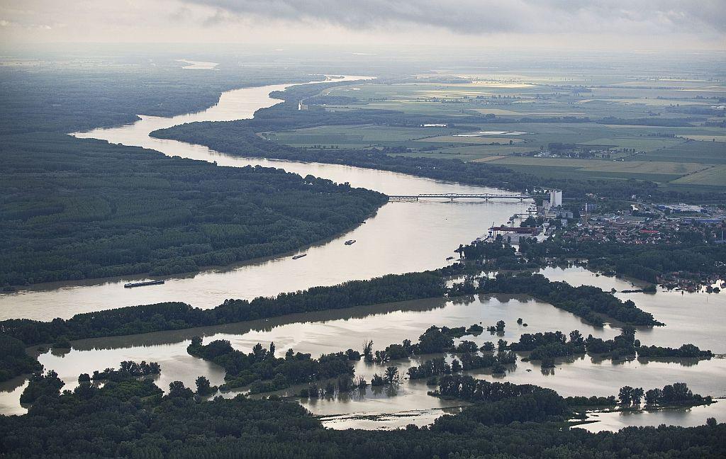 Vzhod Hrvaške in Vojvodina pripravljena na "podivjano" Donavo - RTVSLO.si