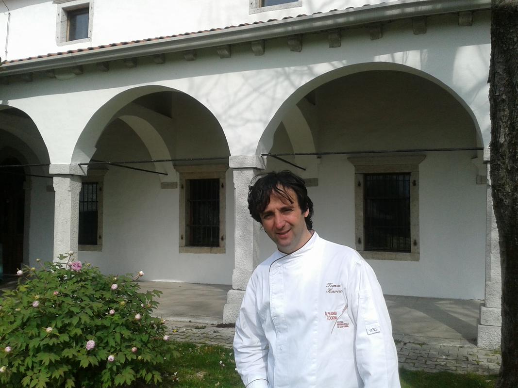 Tomaž Kavčič dvorec Zemono prodal Nizozemcem :: Prvi interaktivni ...