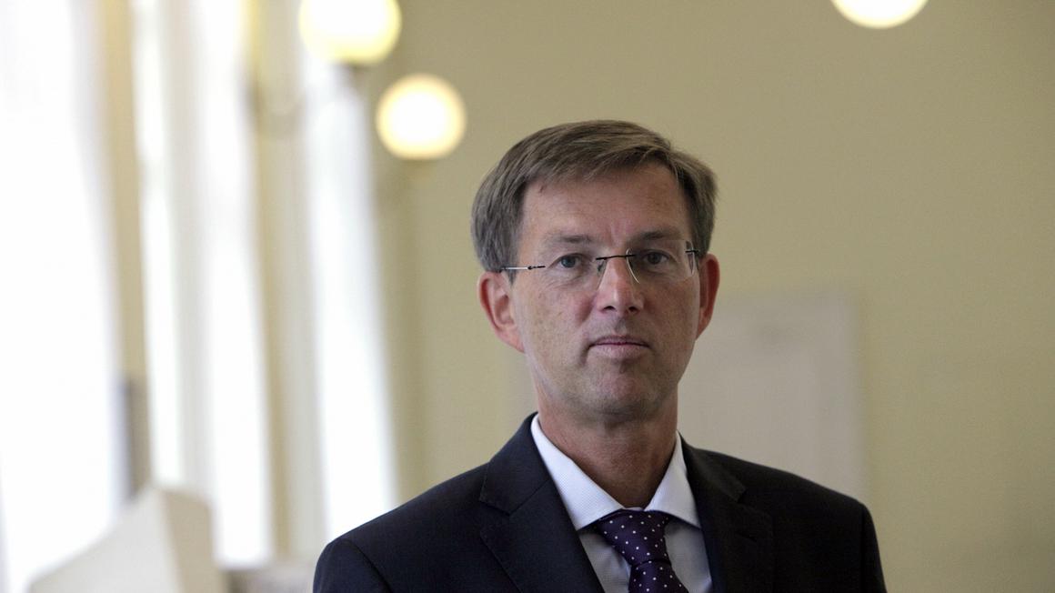 Cerar ne bo sodeloval pri morebitnem glasovanju glede MD Medicine ...