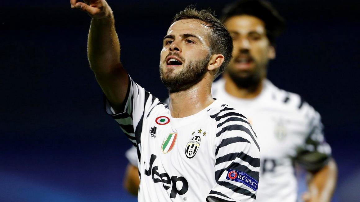 Pjanić z novo pogodbo tretji najbolje plačani igralec Juventusa - RTVSLO.si